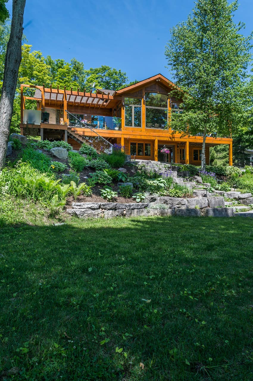 The Terrace Suite | Confederation Log & Timber Frame