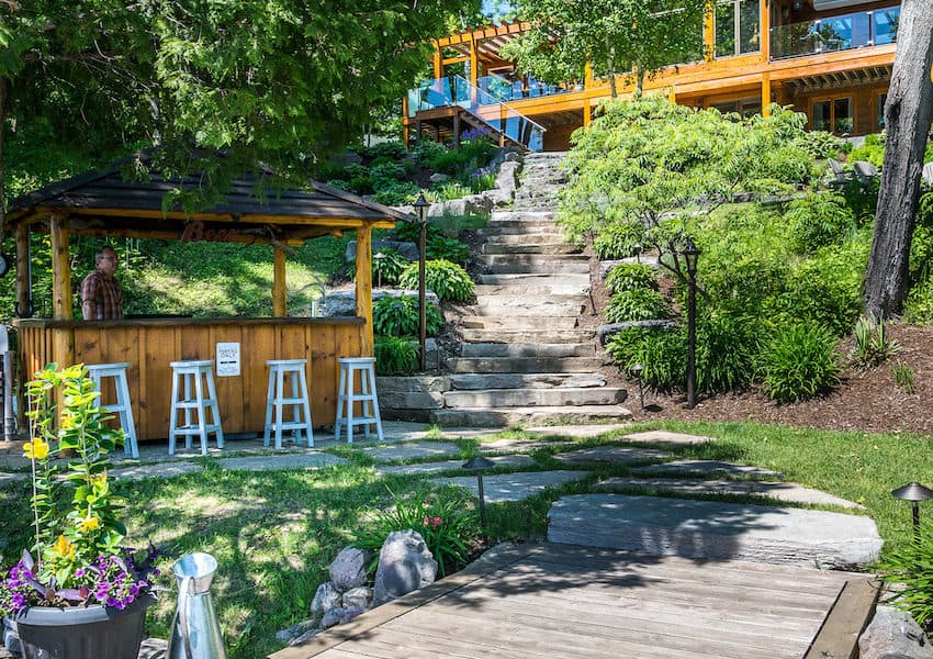 The Terrace Suite | Confederation Log & Timber Frame